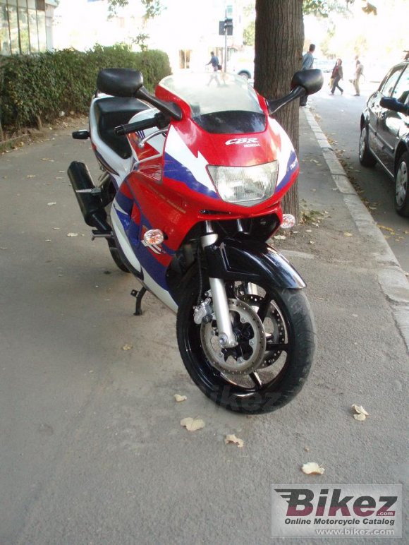 Honda CBR 600 F3 gallery